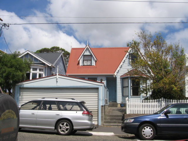 12 Queen Street, Mount Victoria, Wellington - QV