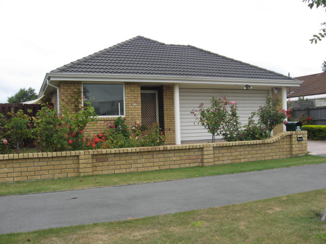 22 Newnham Terrace, Upper Riccarton, Christchurch - QV