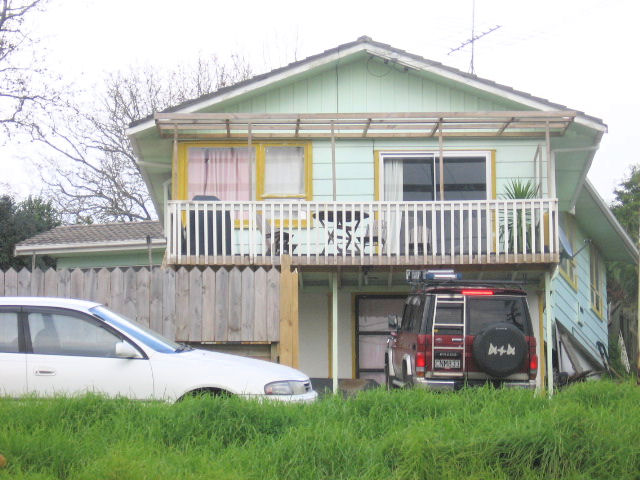 153 Triangle Road, Massey - QV