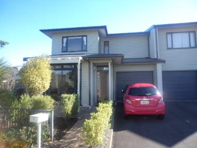 2 Armoy Drive, East Tamaki - QV